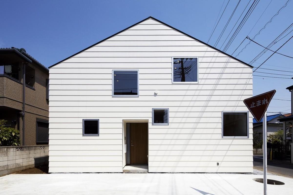 House In Saitama by Satoru Hirota Architects | Small House Bliss