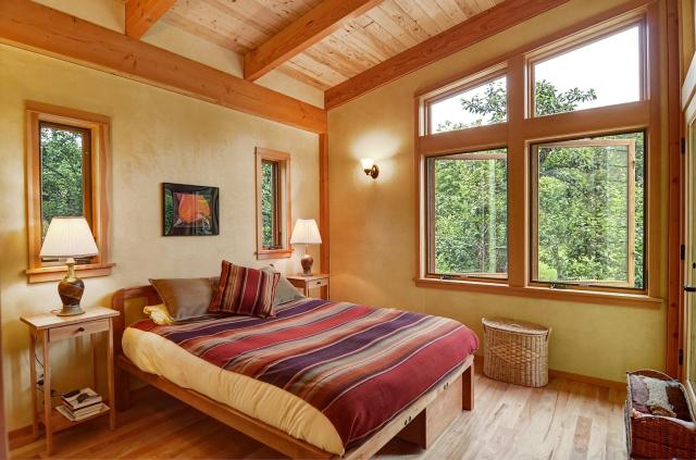 River Road House, a beautiful timber frame dwelling | Nir Pearlson ...