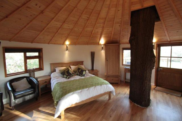 The Bensfield Treehouse | Blue Forest | Small House Bliss