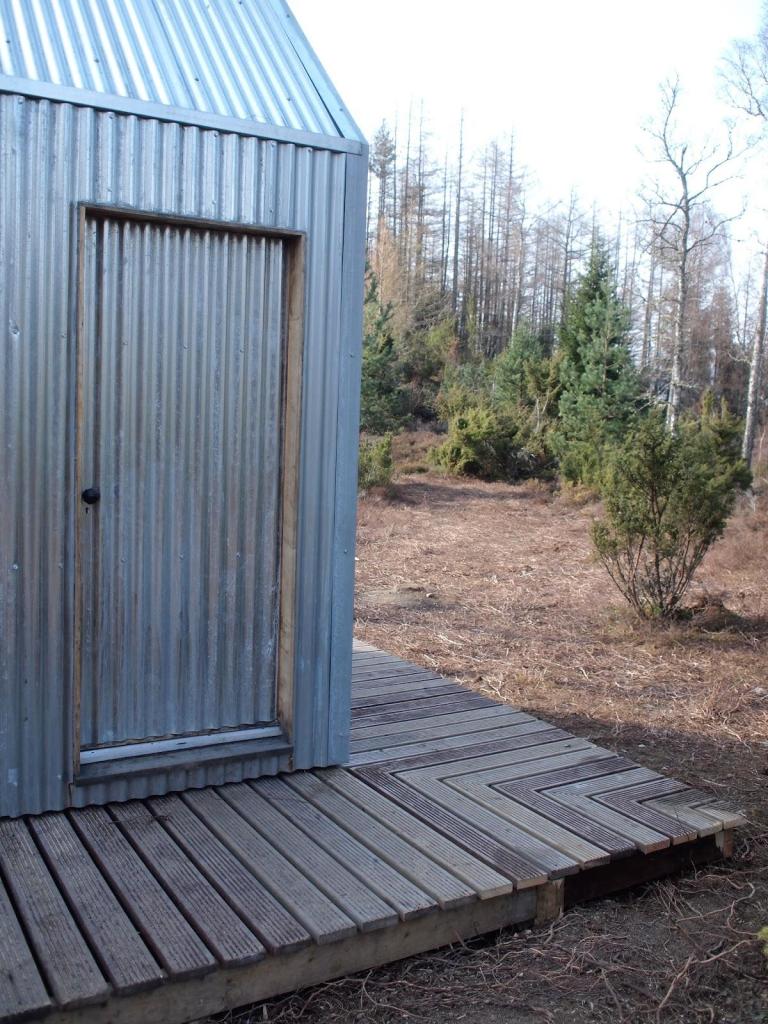 Gallery: The Inshriach Bothy, an artist studio in the Scottish ...