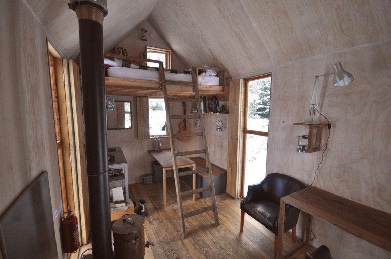 Gallery: The Inshriach Bothy, an artist studio in the Scottish ...