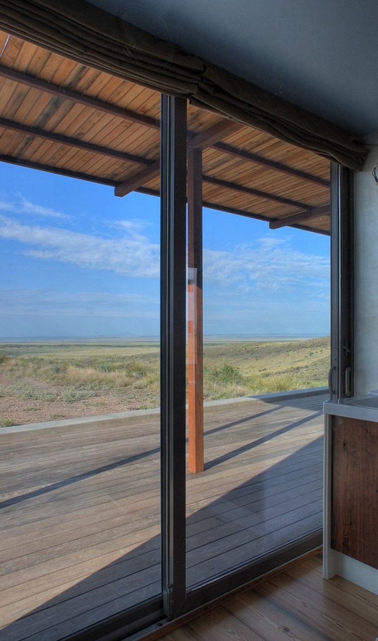 Gallery: The Marfa weeHouse, a compact desert retreat | Alchemy ...