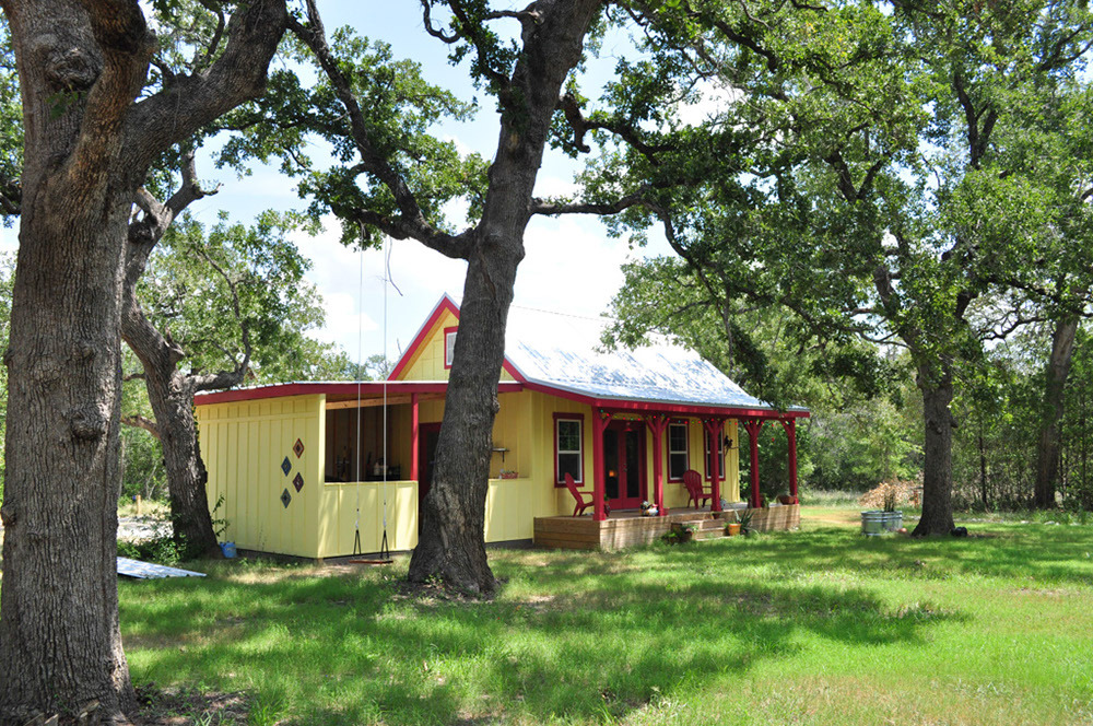 A tiny cottage for country living | Kanga Room Systems | Small House Bliss