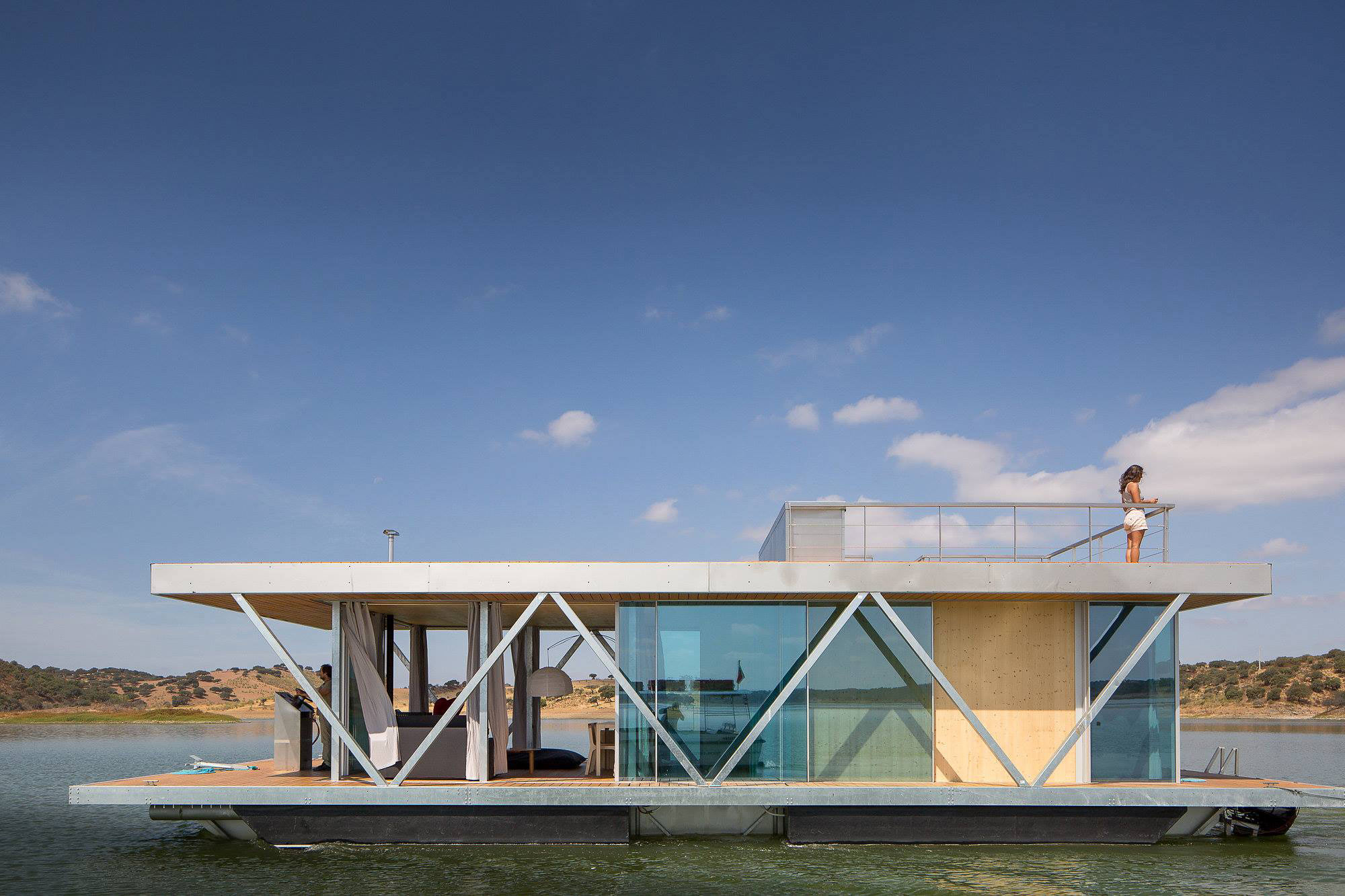 Gallery: The Floatwing houseboat | Friday | Small House Bliss