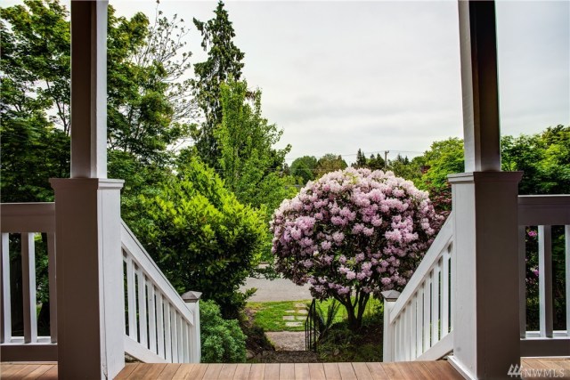 A compact Craftsman in Seattle | Small House Bliss